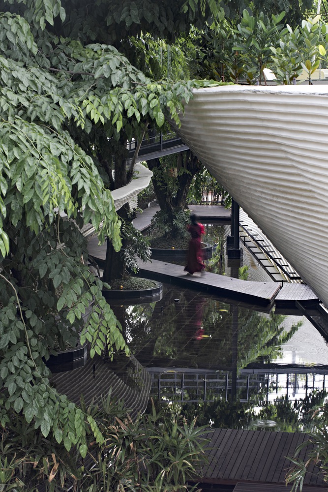 tanatap wall garden café restaurant reimagines the relationship between ...