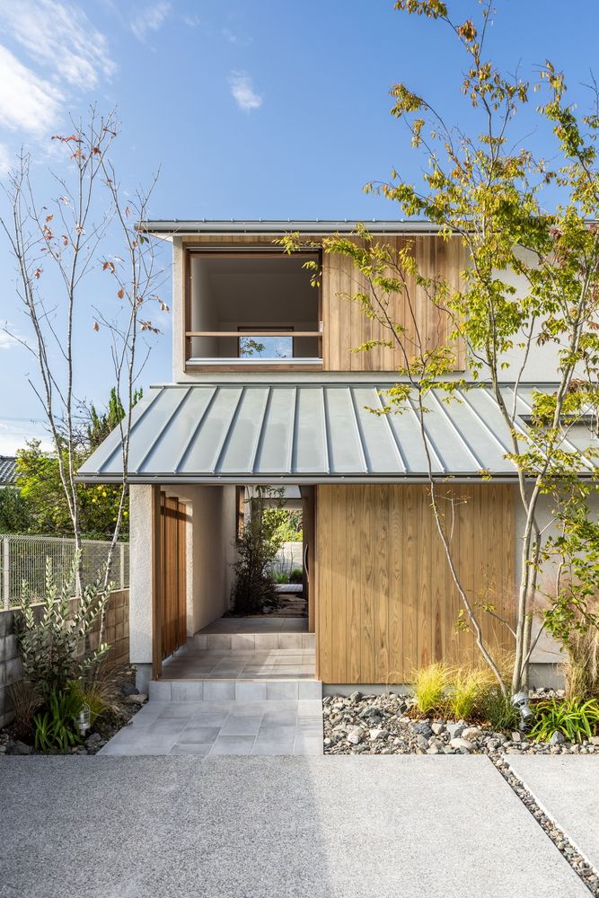 news: 7 warm and subtle japanese compact house trends to follow | the ...