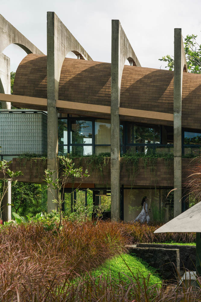 sanctuary tunnel garden weaves architecture into living nature: project ...