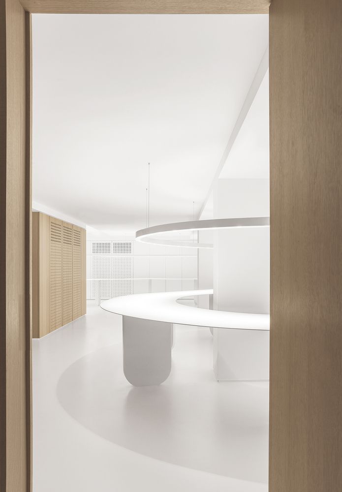 project of the month: curved office to embrace minimalism by panda ...
