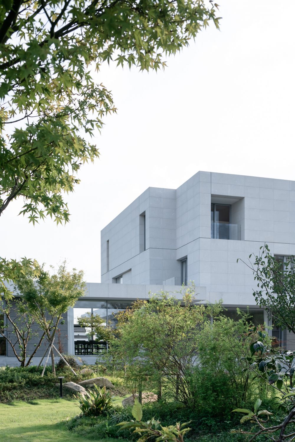 jun meng house reinterprets modern architecture in shanghai’s ...