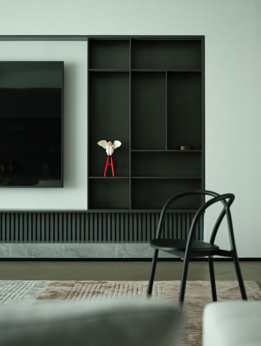 embracing freedom and balance at the postmodern monologue home: project ...