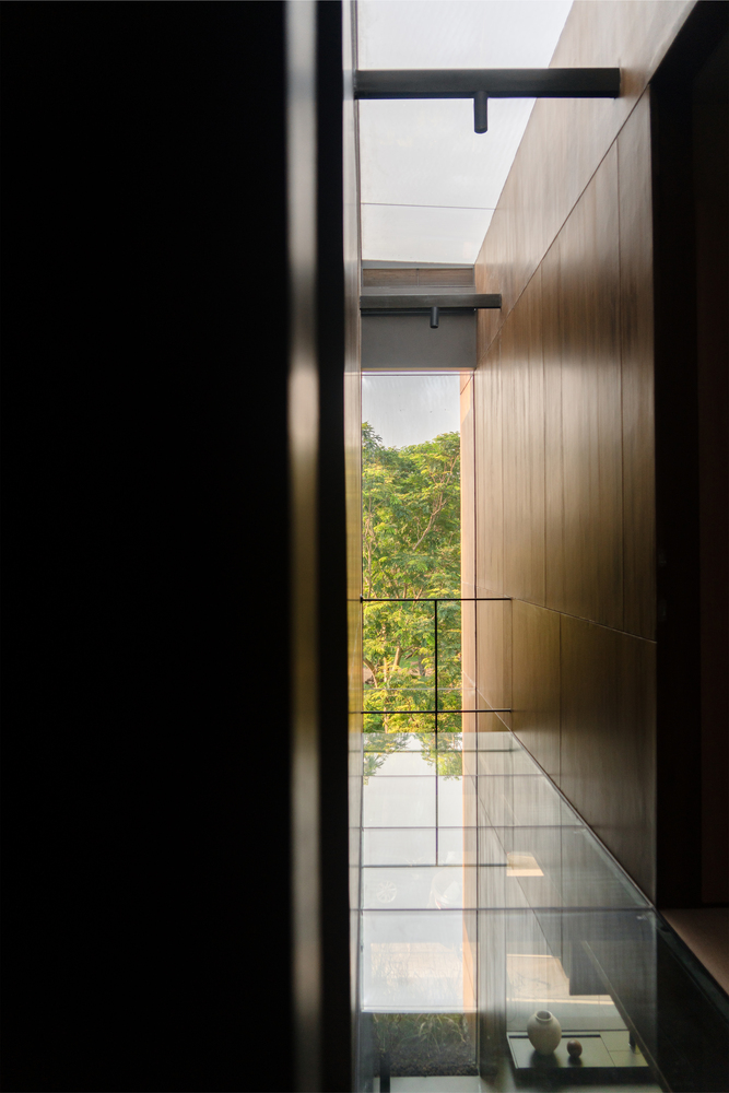 antelope house redefining spaces with light, wood, and nature | the ...