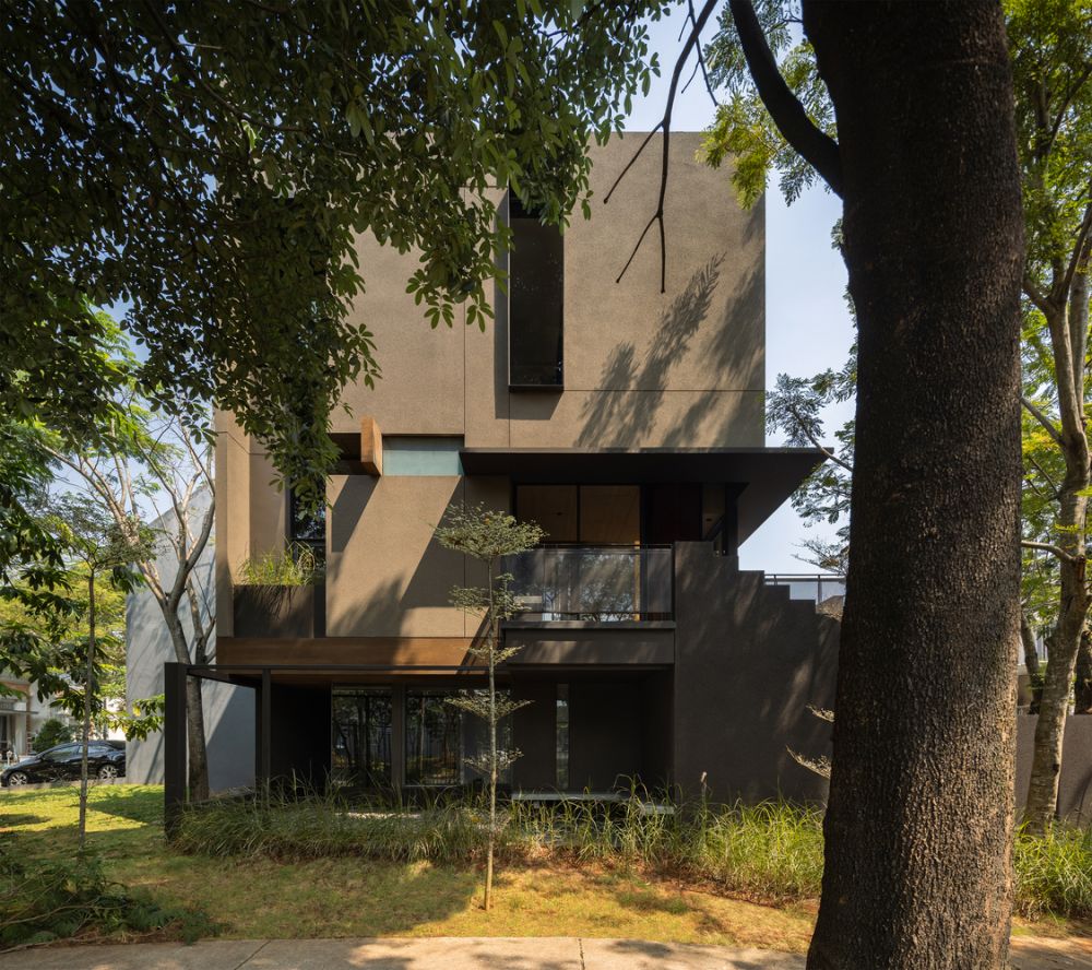antelope house redefining spaces with light, wood, and nature | the ...