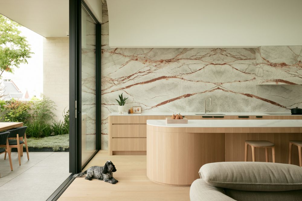 baystreet mixed-use building blends home, studio, and green spaces ...