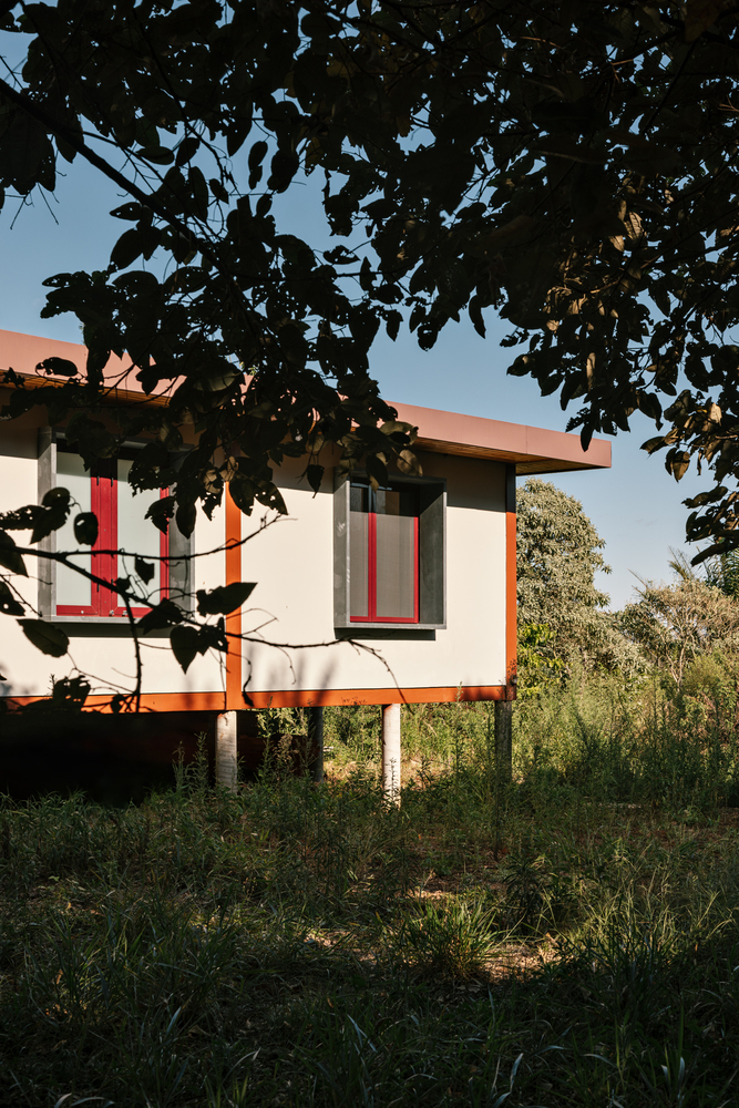 hibiscus house's elevated elegance preserving biodiversity: project by ...