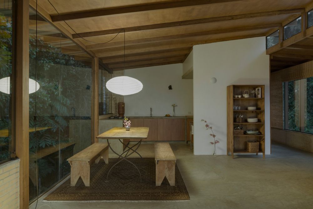 stilted house in the trees naturally blend with brazilian tranquil ...