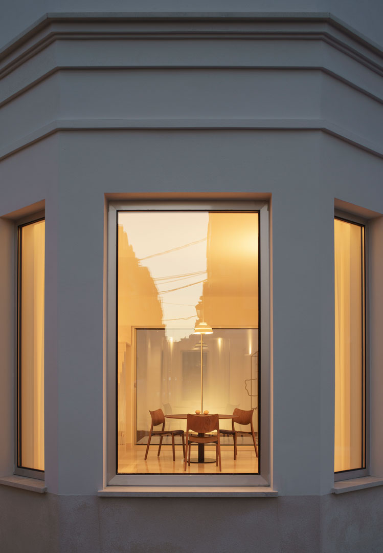 the serene lemon tree house is all about delicate comfort: project by ...