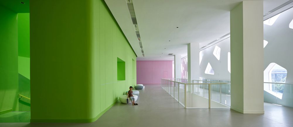 inside the floating central ring gallery in beijing: project by studio ...