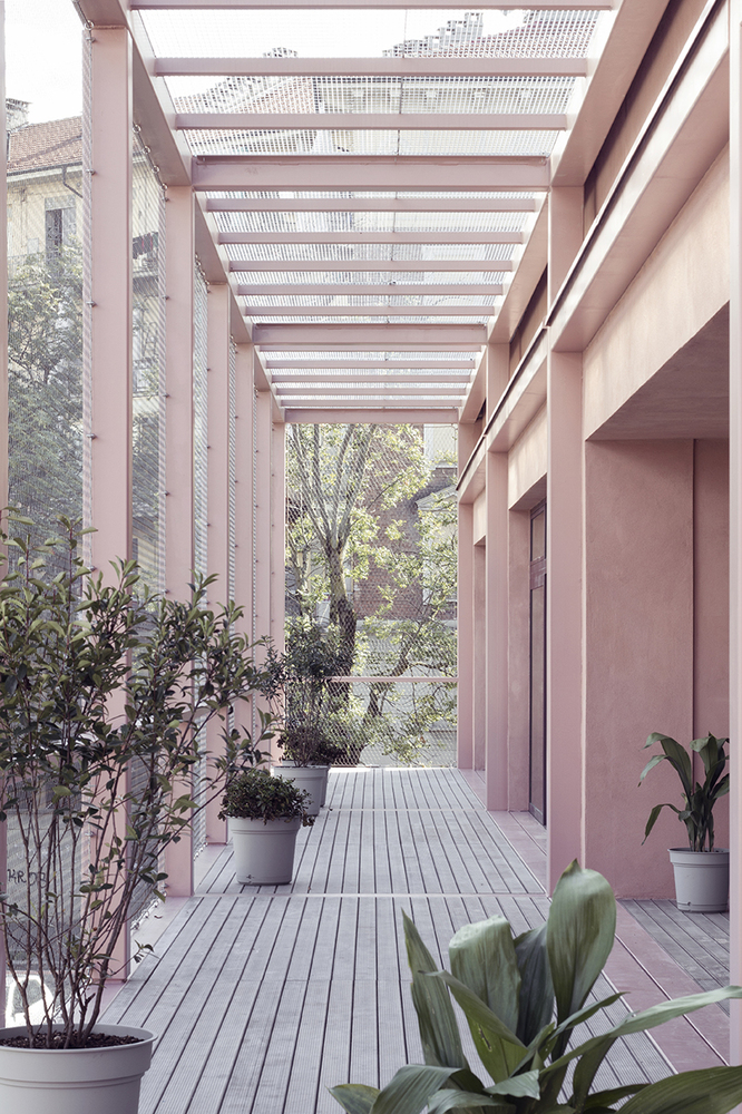 a futuristic italian school wrapped in serene design language: project ...