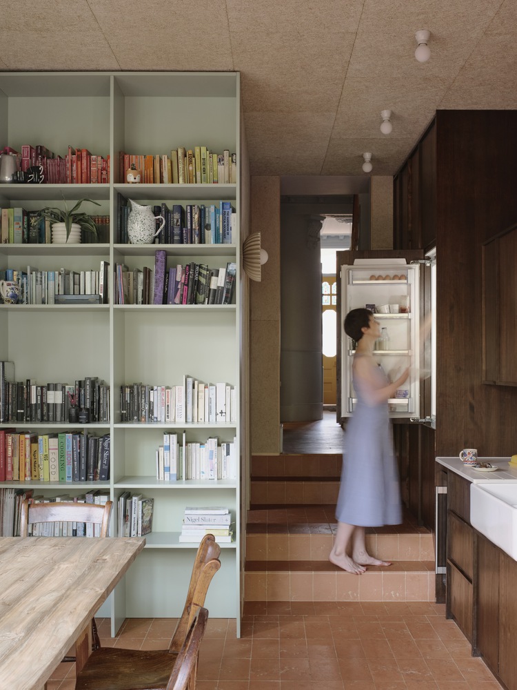 a warm and serene hartley house weaves light and nature: project by ...