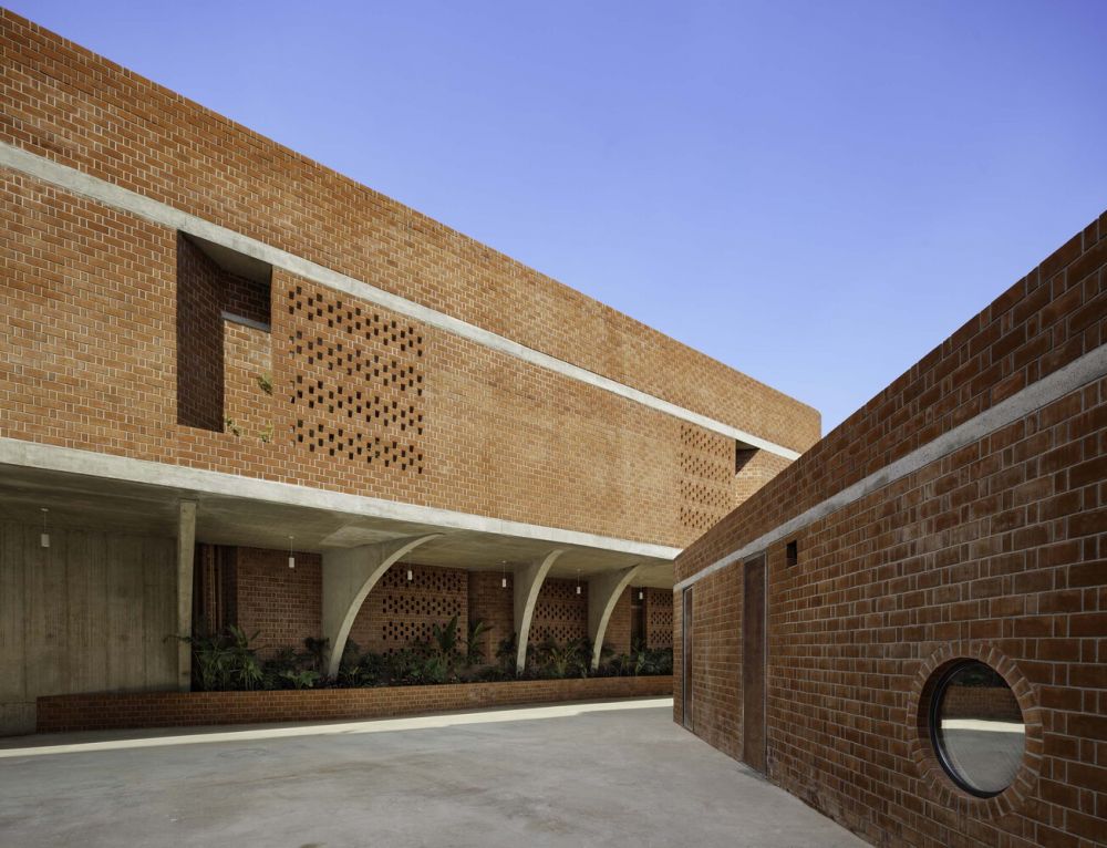 news: healthy planet school advances sustainable learning through brick ...