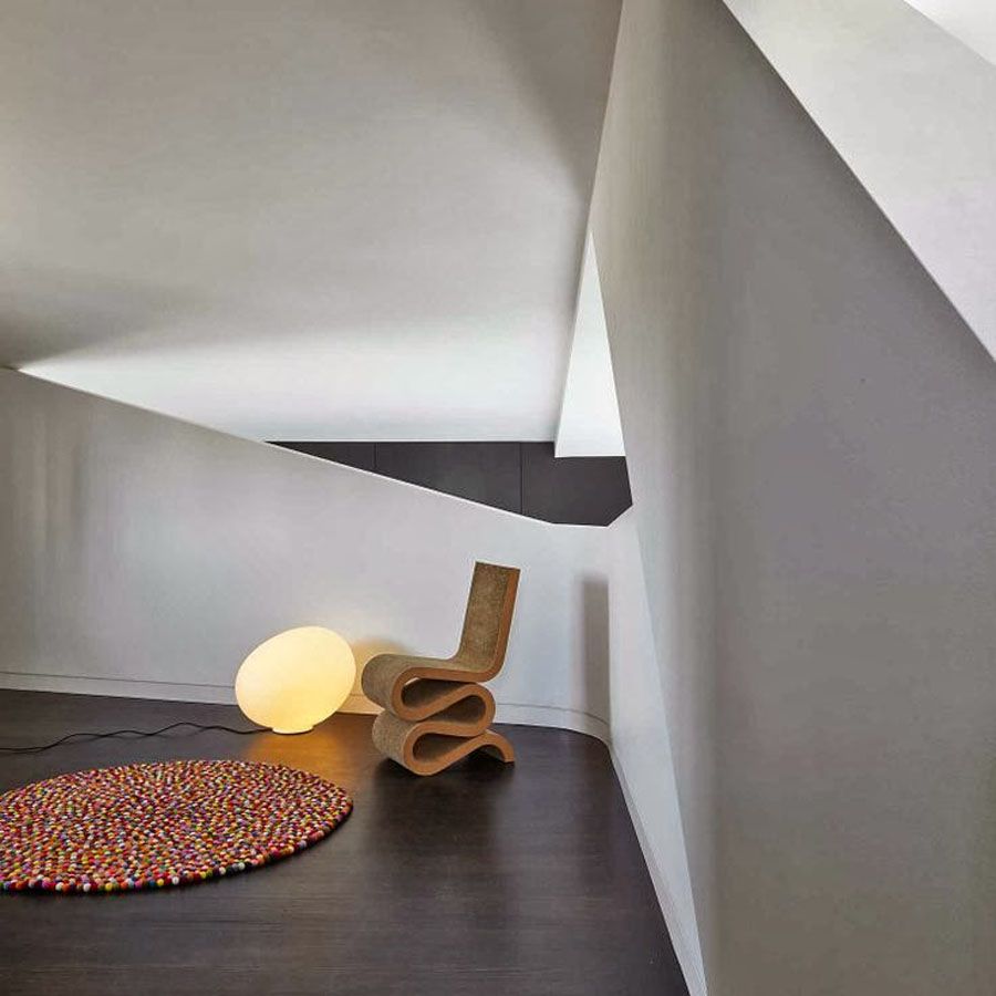 news: 8 sculptural chairs entirely made of wood | the design story