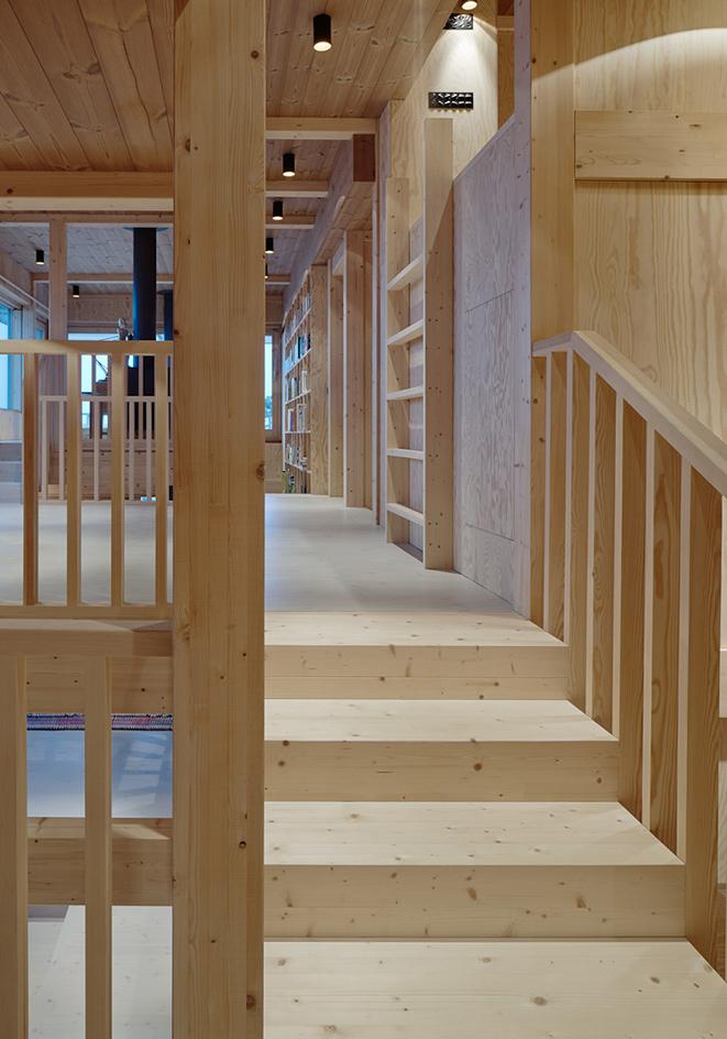 inside a scandinavian wooden nest, villa moelven project by widjedal ...