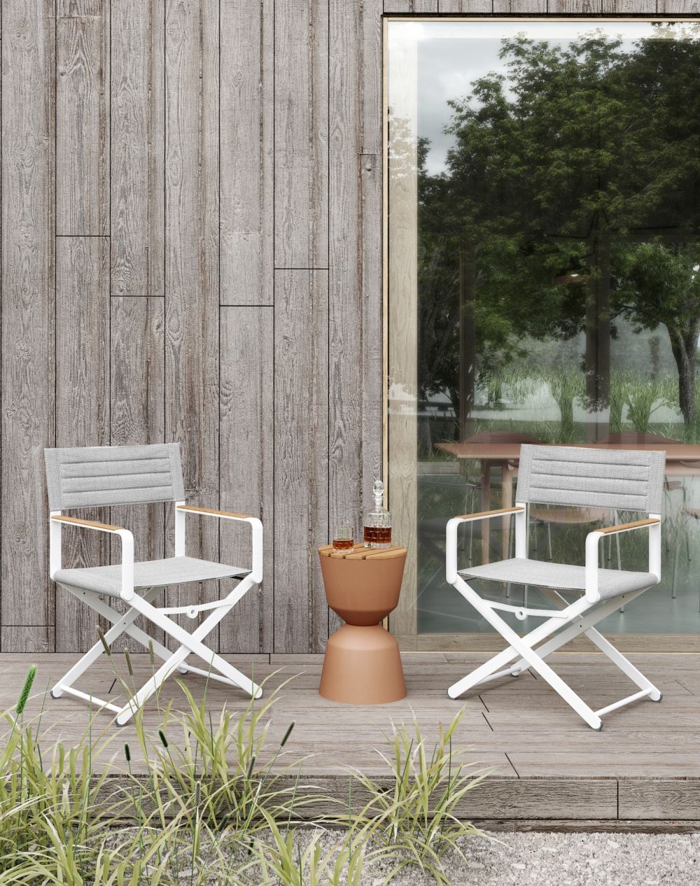 chic folding chair pays a reminiscence of ancient roman period: product ...
