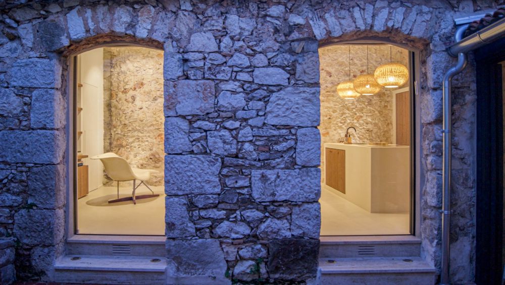 bear architectes redefines contemporary town house on the french ...