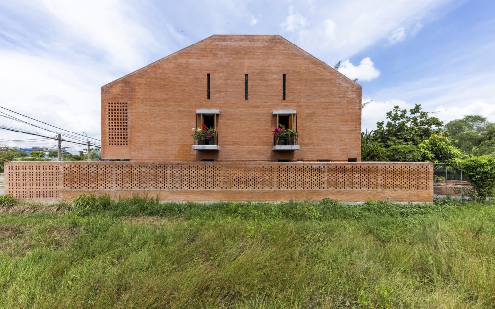 nha be house picture a harmonious symbiosis of tradition and modernity ...