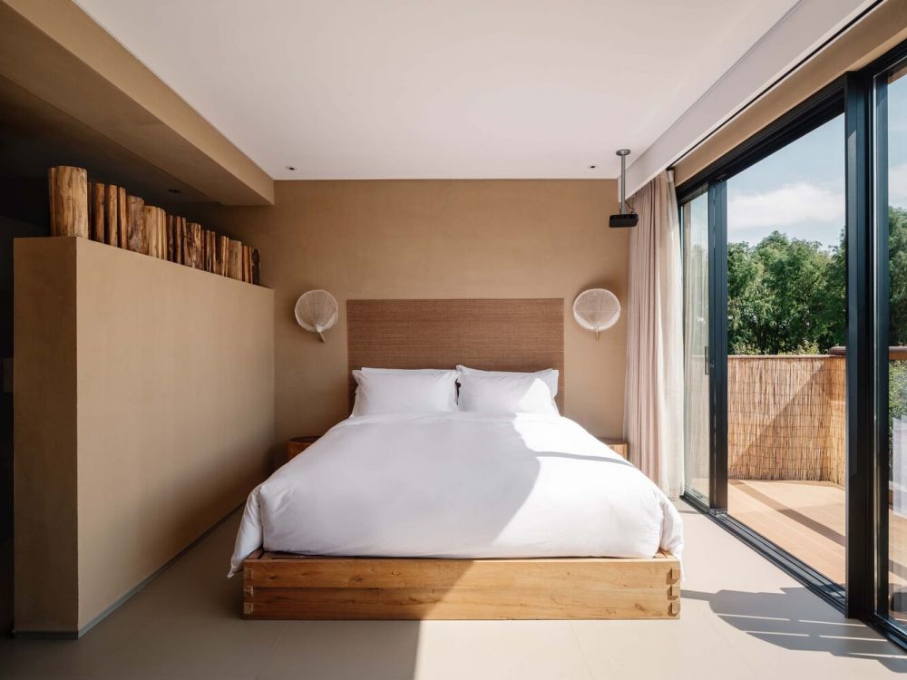 news: som land hostel fabricates a tranquil haven blending nature ...
