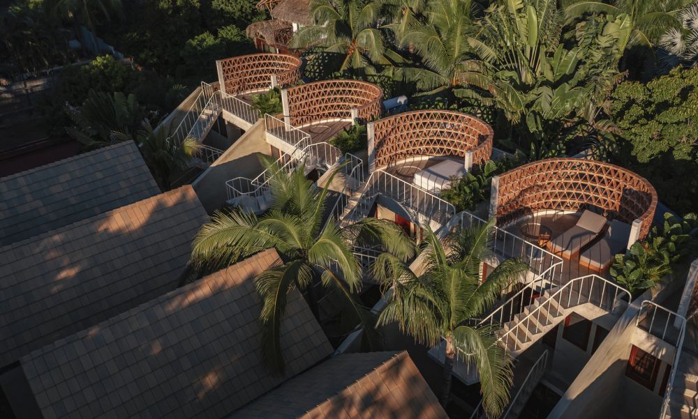 palmera house balances architecture and natural landscape: project by ...
