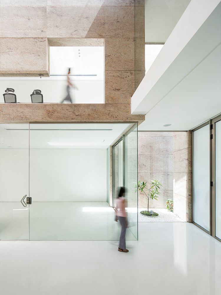 a narrow yet experiential modern office design in mohali: project by ...