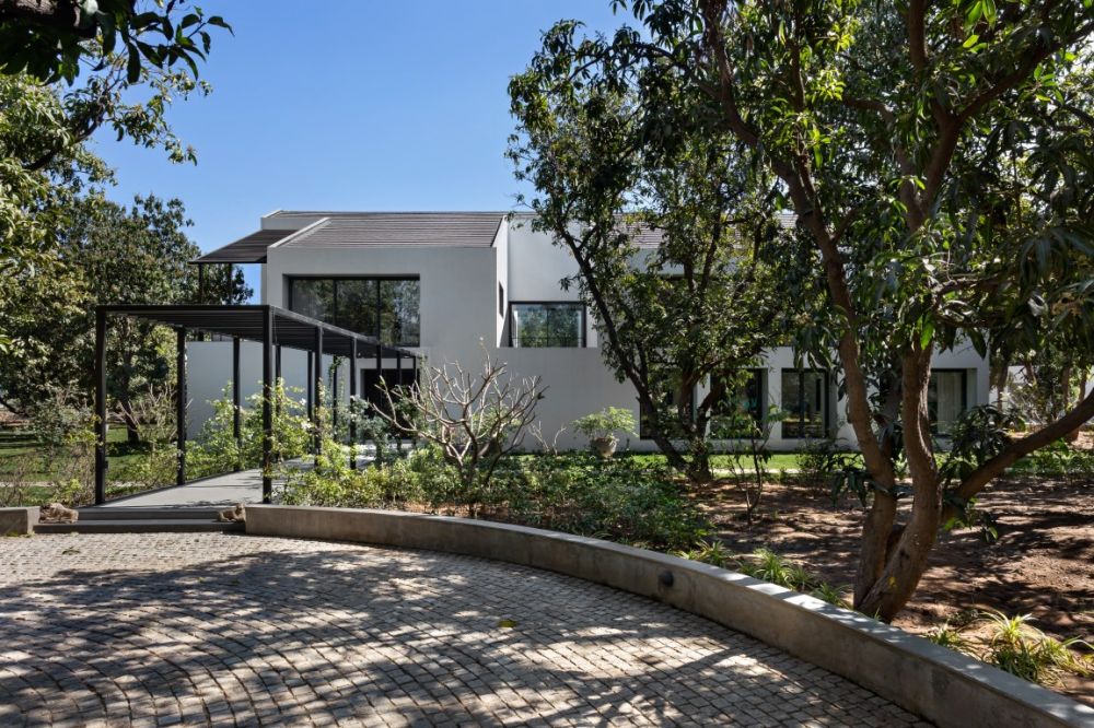 mango orchard courtyard house reimagining sustainability and tradition ...