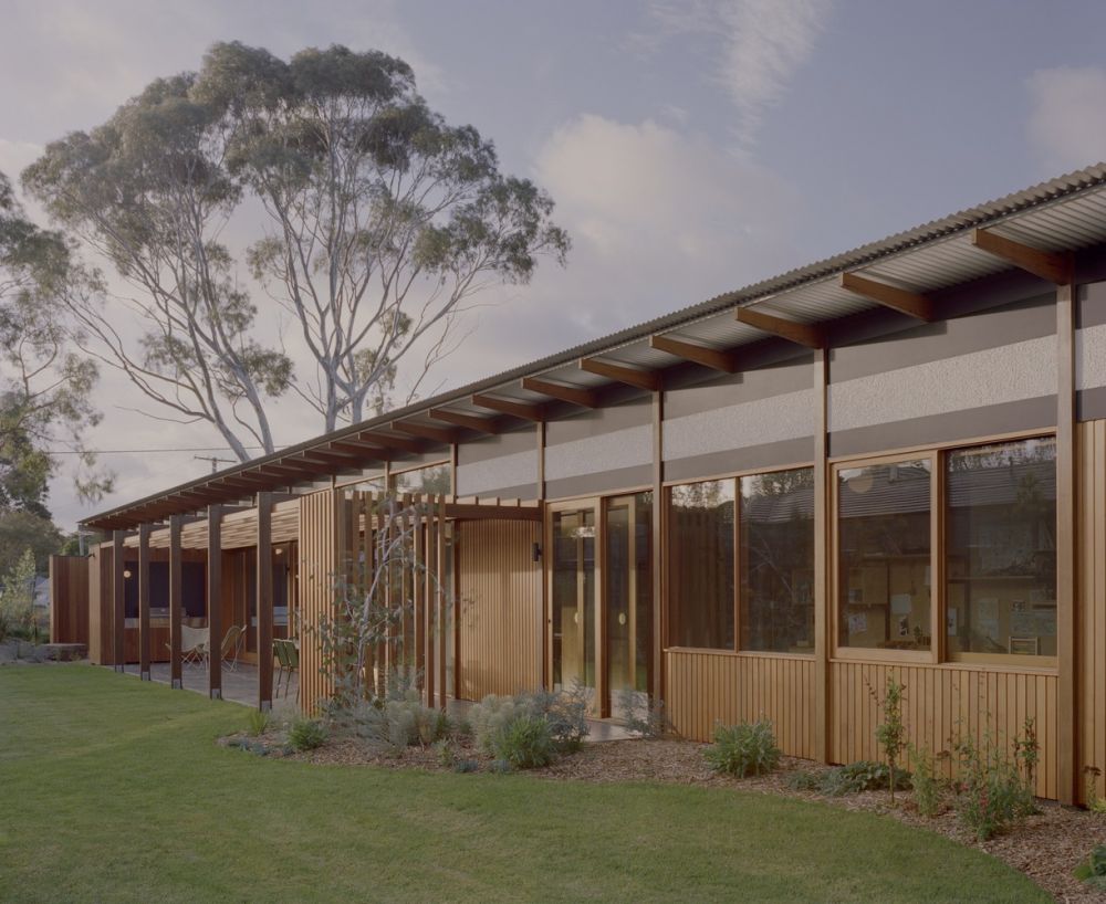 the heartwarming stumpy gully house inspires innovation and flexibility ...
