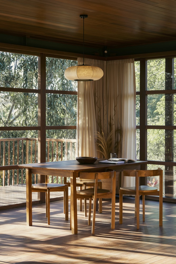 treehouse villa merges nature and luxury amidst bali's tropical retreat ...