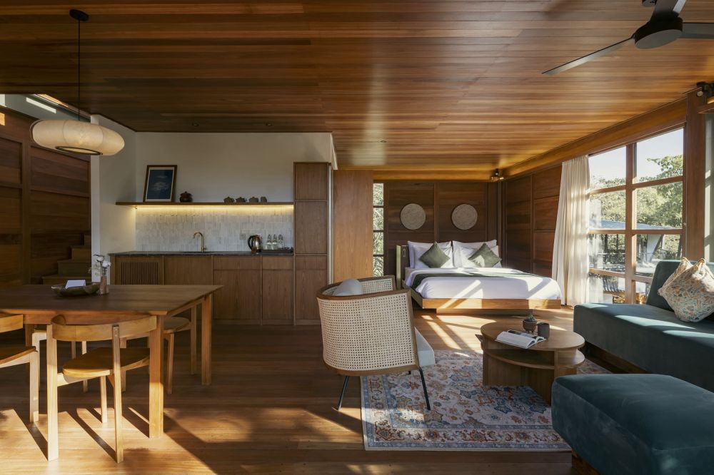 treehouse villa merges nature and luxury amidst bali's tropical retreat ...