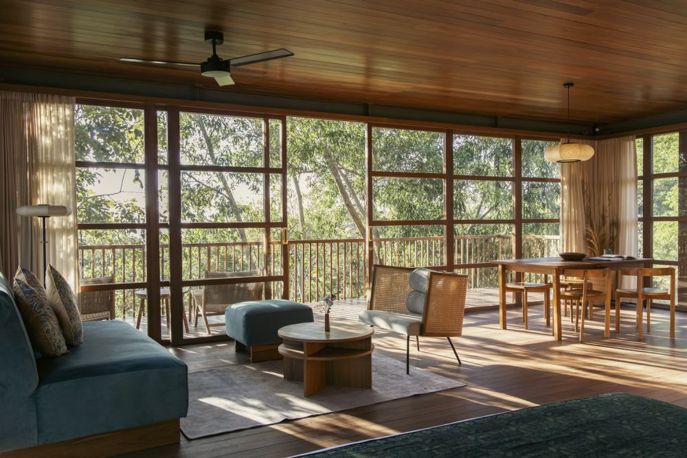 treehouse villa merges nature and luxury amidst bali's tropical retreat ...