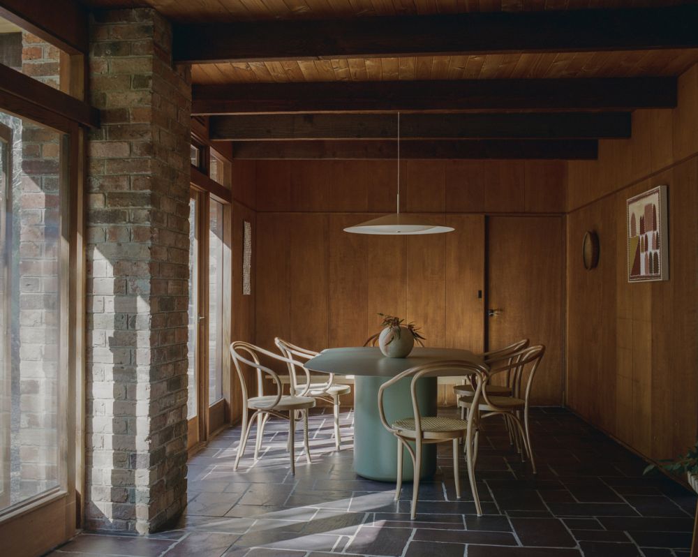 vaughan howard architects and inplace restoration harmonize old and new ...