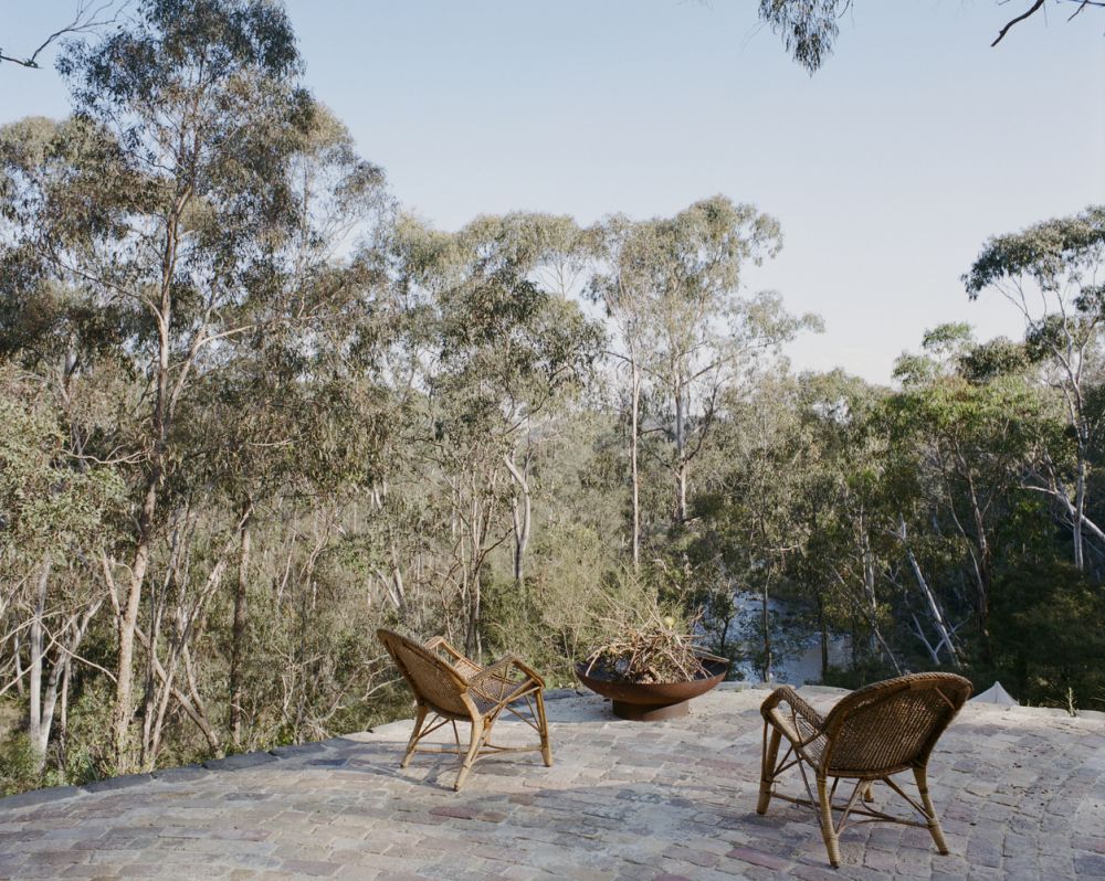 vaughan howard architects and inplace restoration harmonize old and new ...