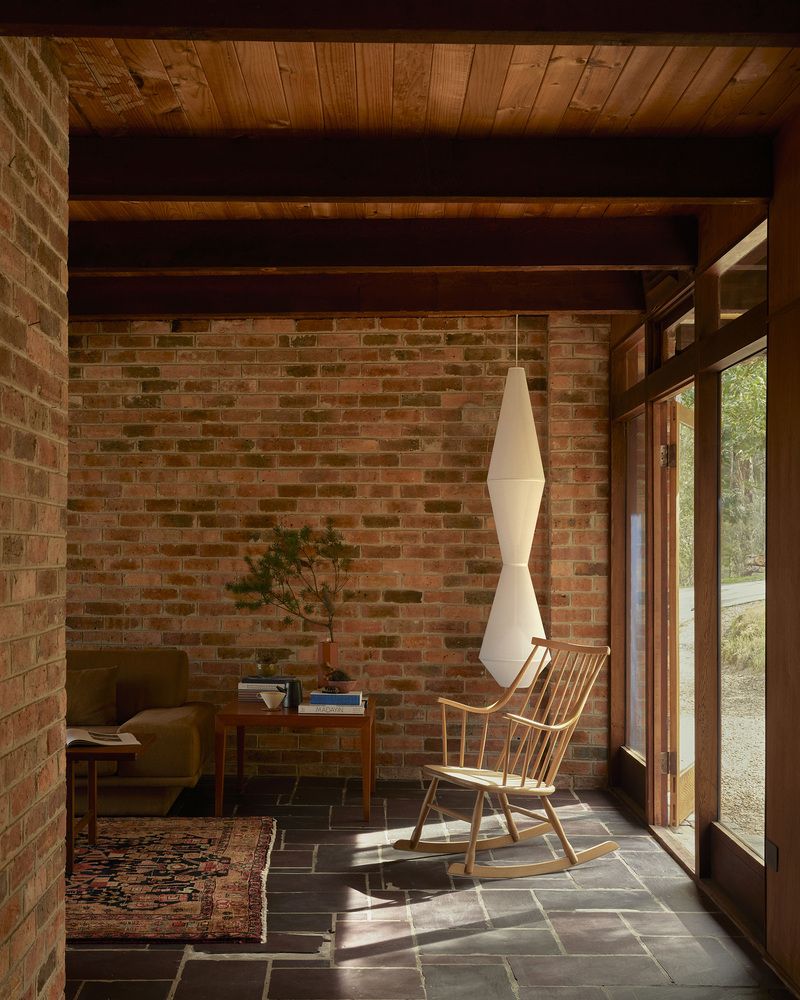 vaughan howard architects and inplace restoration harmonize old and new ...