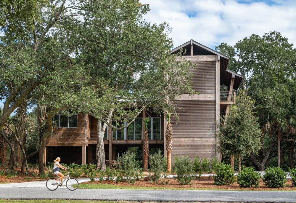 victoria bay house celebrates organic design in wood: project by ...