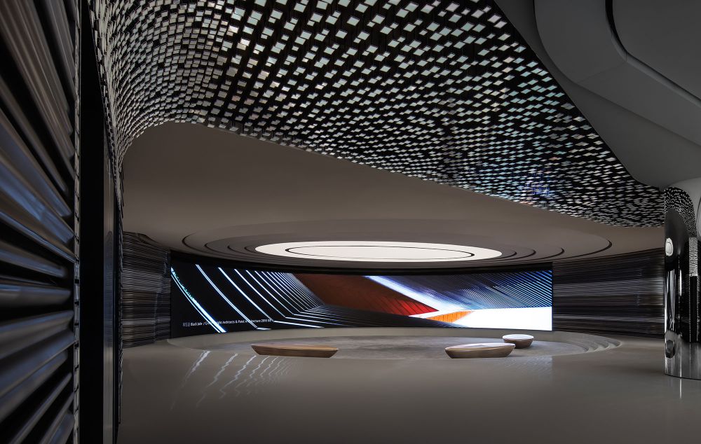 the park reception hall luxerivers portrays an ethereal art museum ...