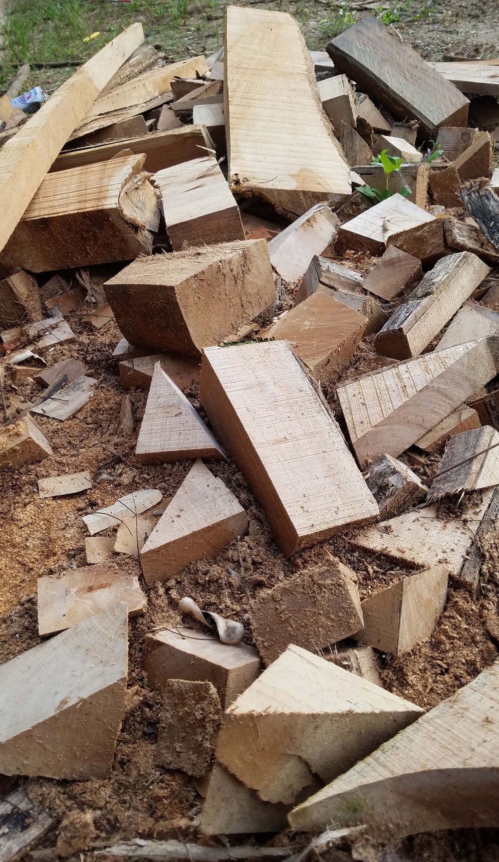 news: turning teak wood waste into a timeless multifunction holder ...