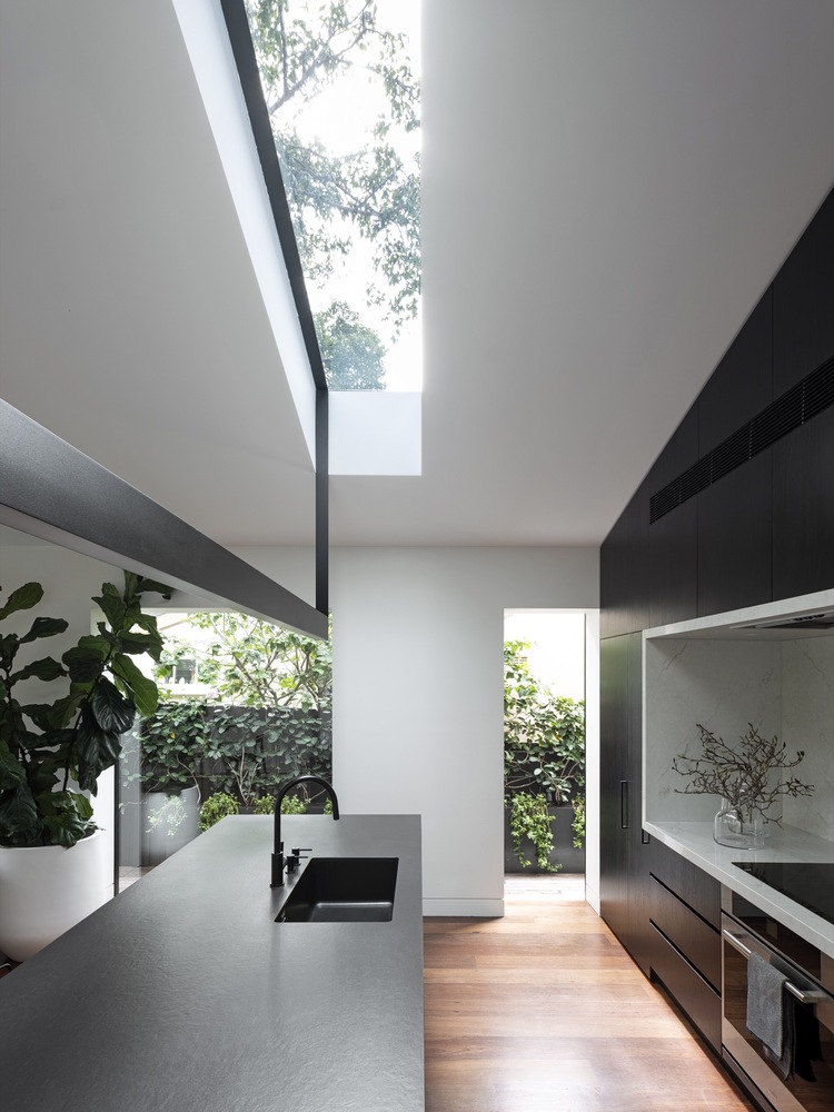 inside the soothing framed house, project by luis gomez-siu design ...