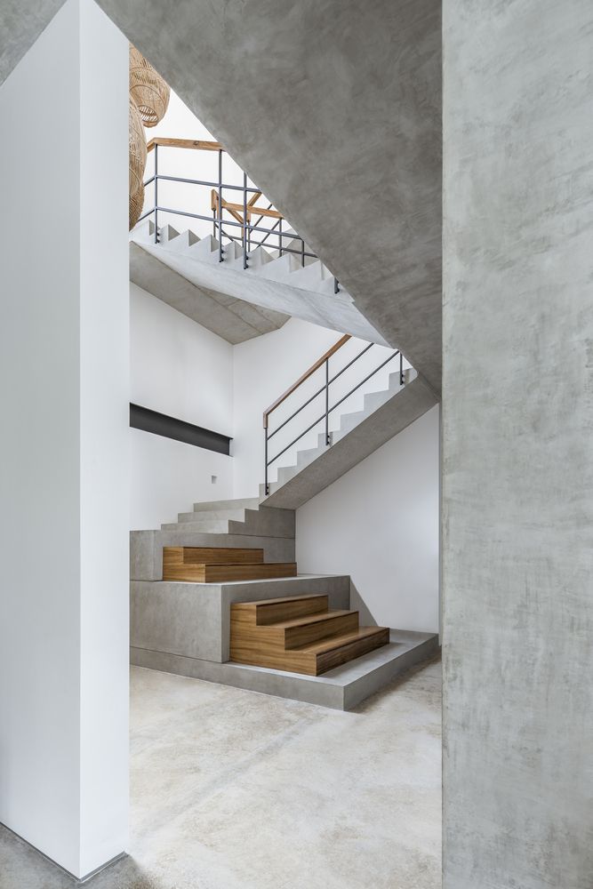 taff arquitectos define the romantic house in polished concrete | the ...